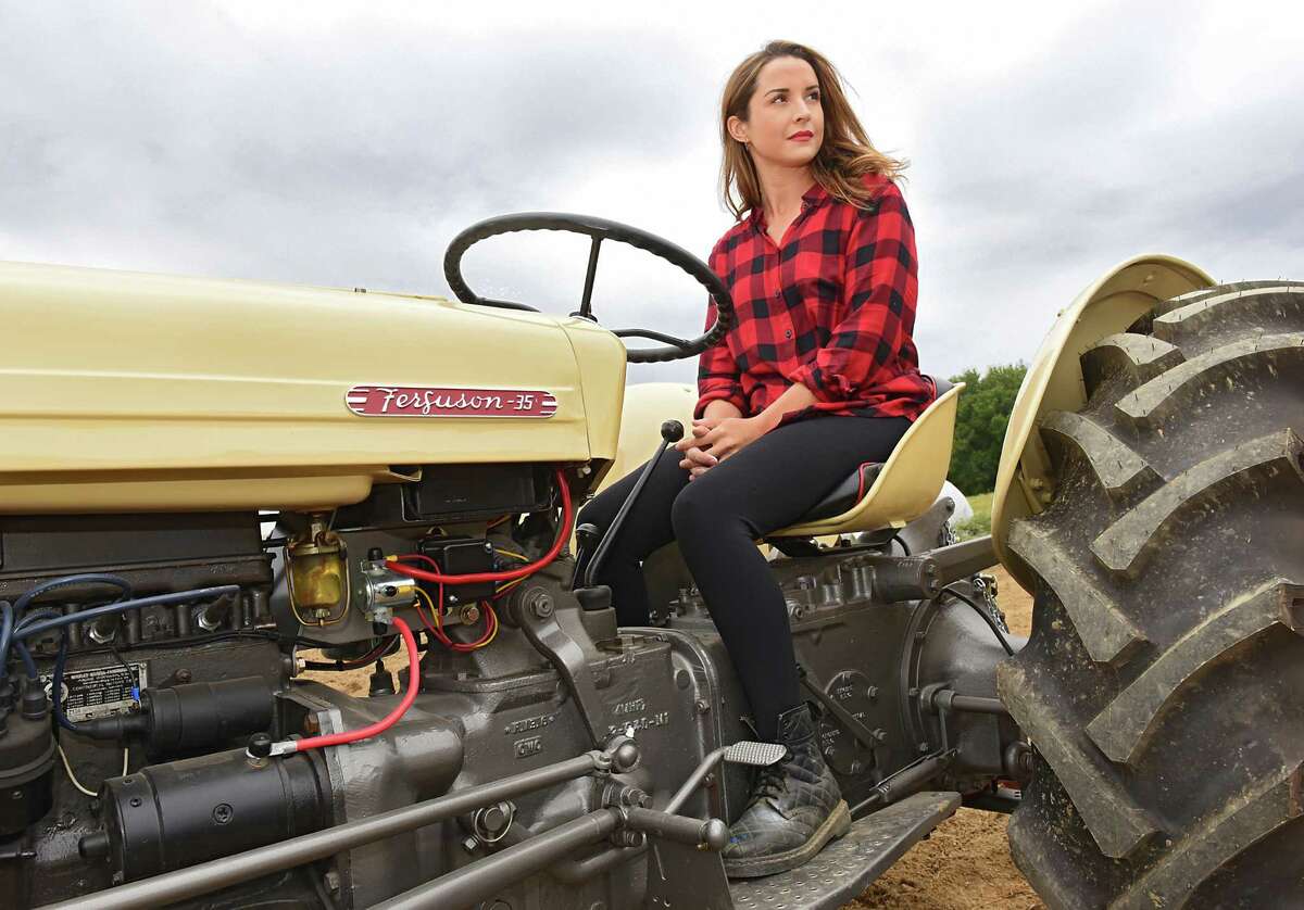 Ex-restaurant pros flee kitchen for peace of farm