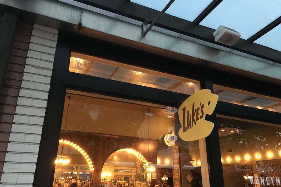 Coffee and Gilmore Girls nostalgia - HoustonChronicle.com