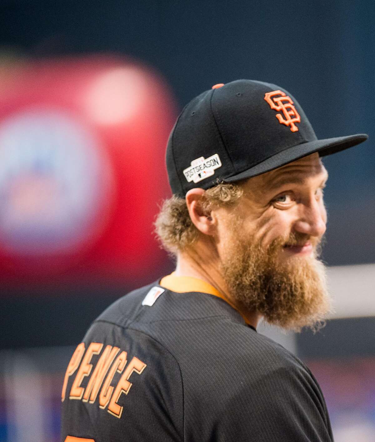 Giants win wild-card game on Gillaspie's home run