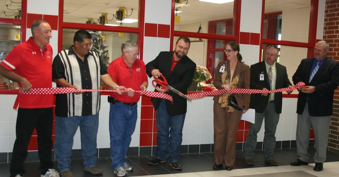 Splendora ISD hosts tour of new facilities for community and staff