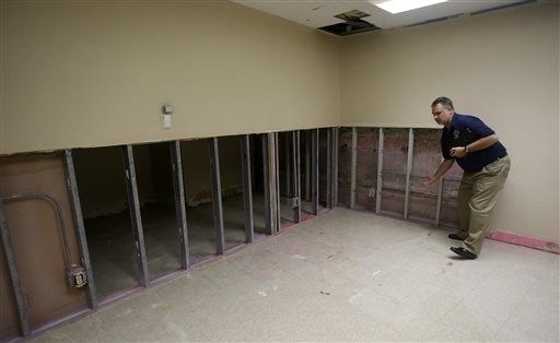 Judges say crumbling San Antonio courthouse is unsafe