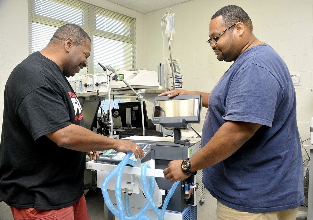 Biomedical equipment repair program provides alternative avenue to ...