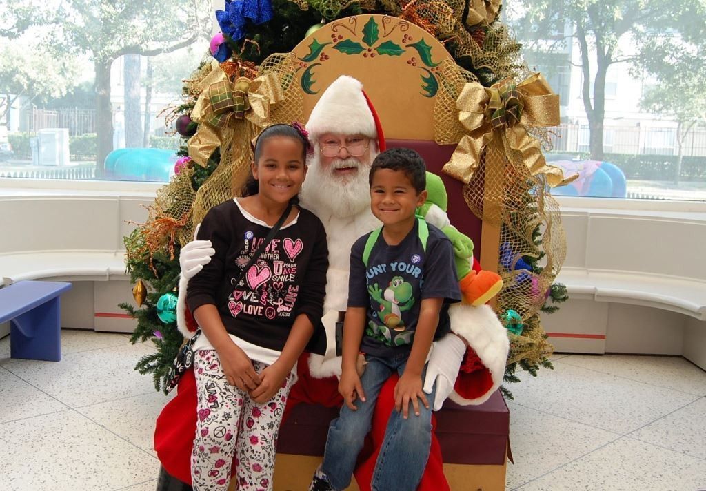 Celebrate Thanksgiving with Santa