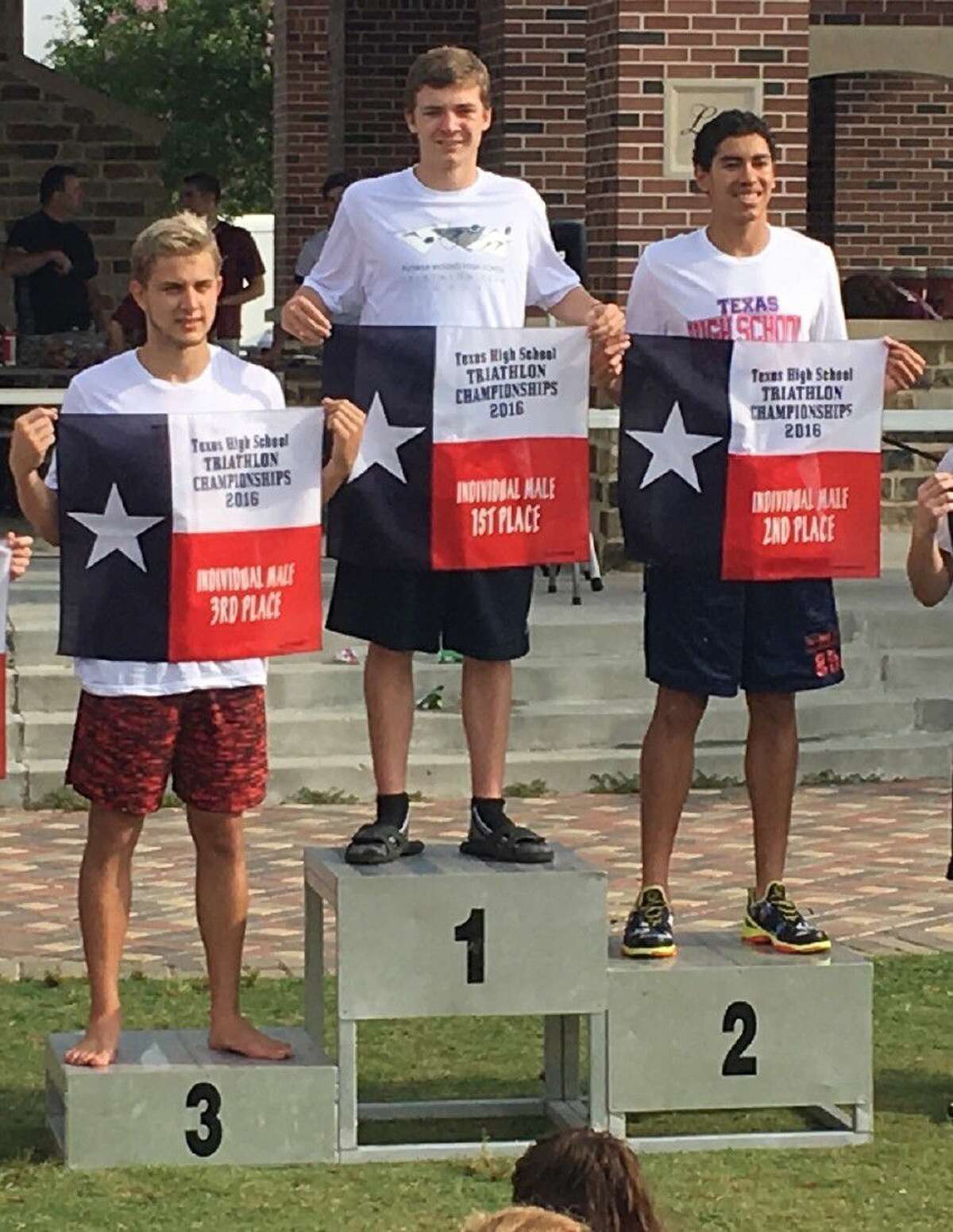 Katy, Fort Bend students earn medals at state triathlon