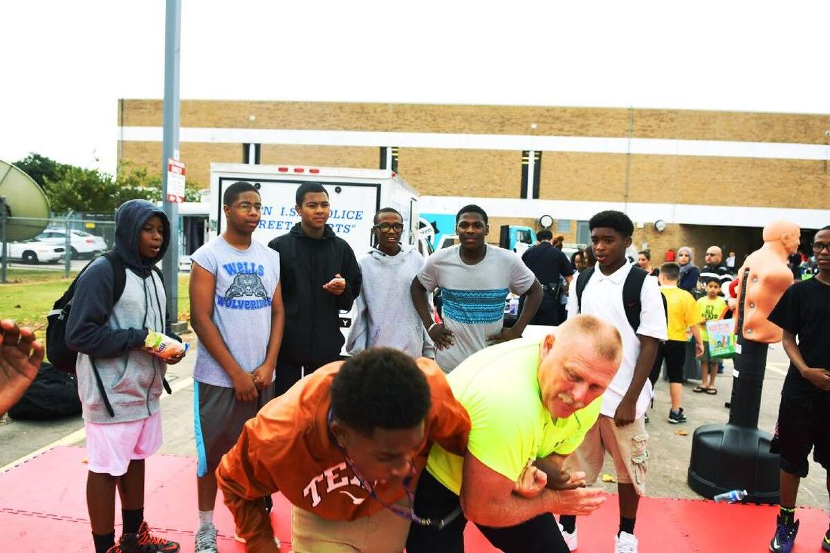 Wunderlich Intermediate host science fair