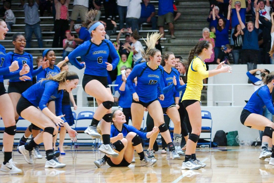 Volleyball playoffs: Clear Springs nips Pearland in five