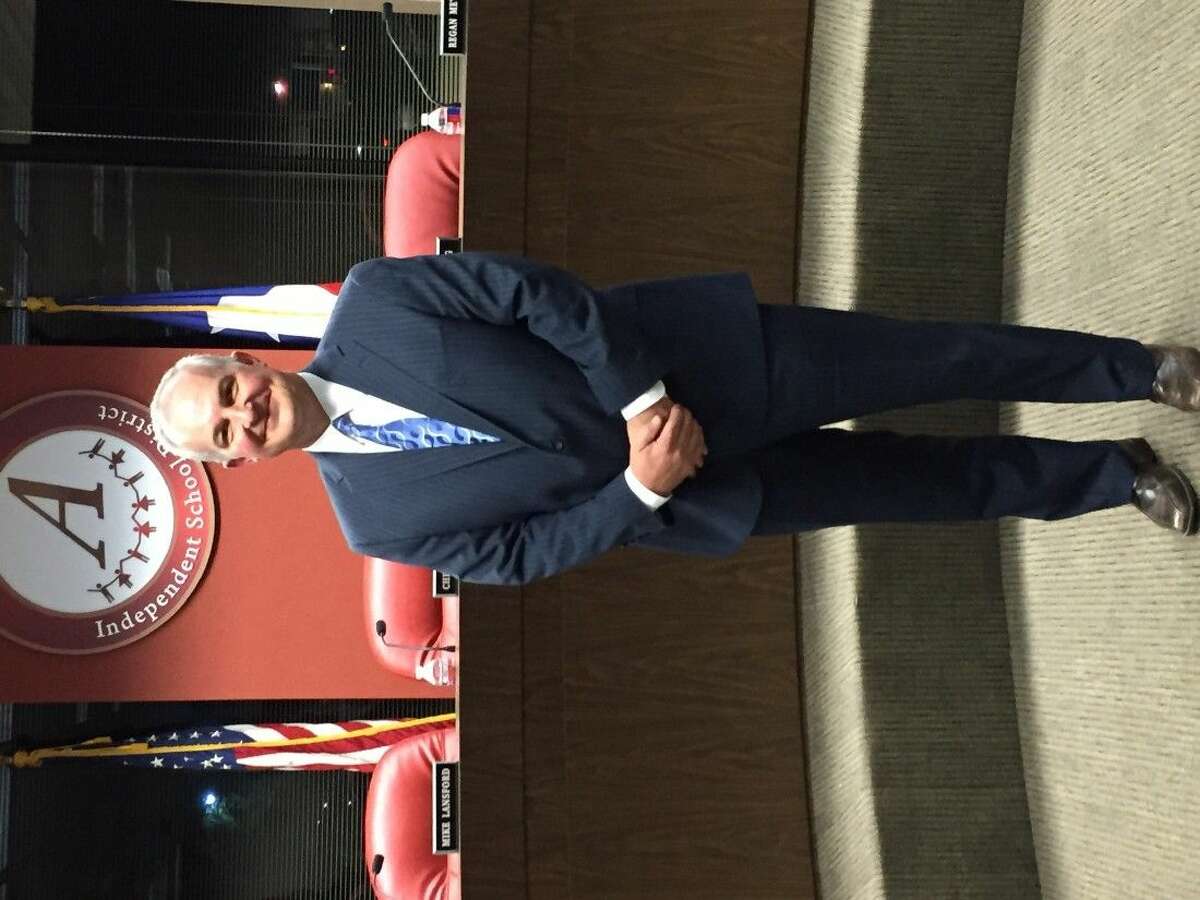 Gilcrease named Superintendent of Alvin ISD