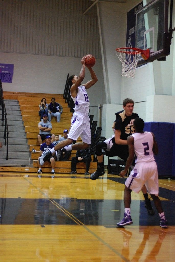 Broncos basketball win two at home