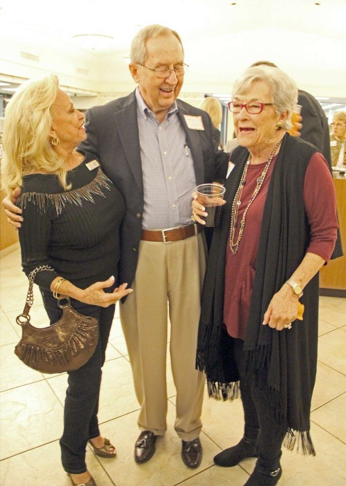 Pearland State Bank hosts Holiday Kickoff Party