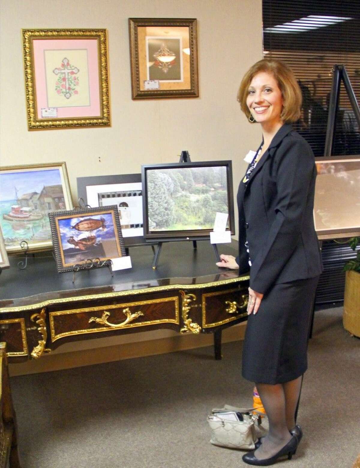 Pearland State Bank hosts Holiday Kickoff Party