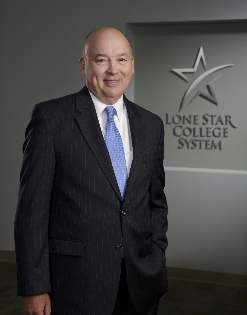 Gov. Abbott appoints Lone Star College chancellor to Texas Economic ...
