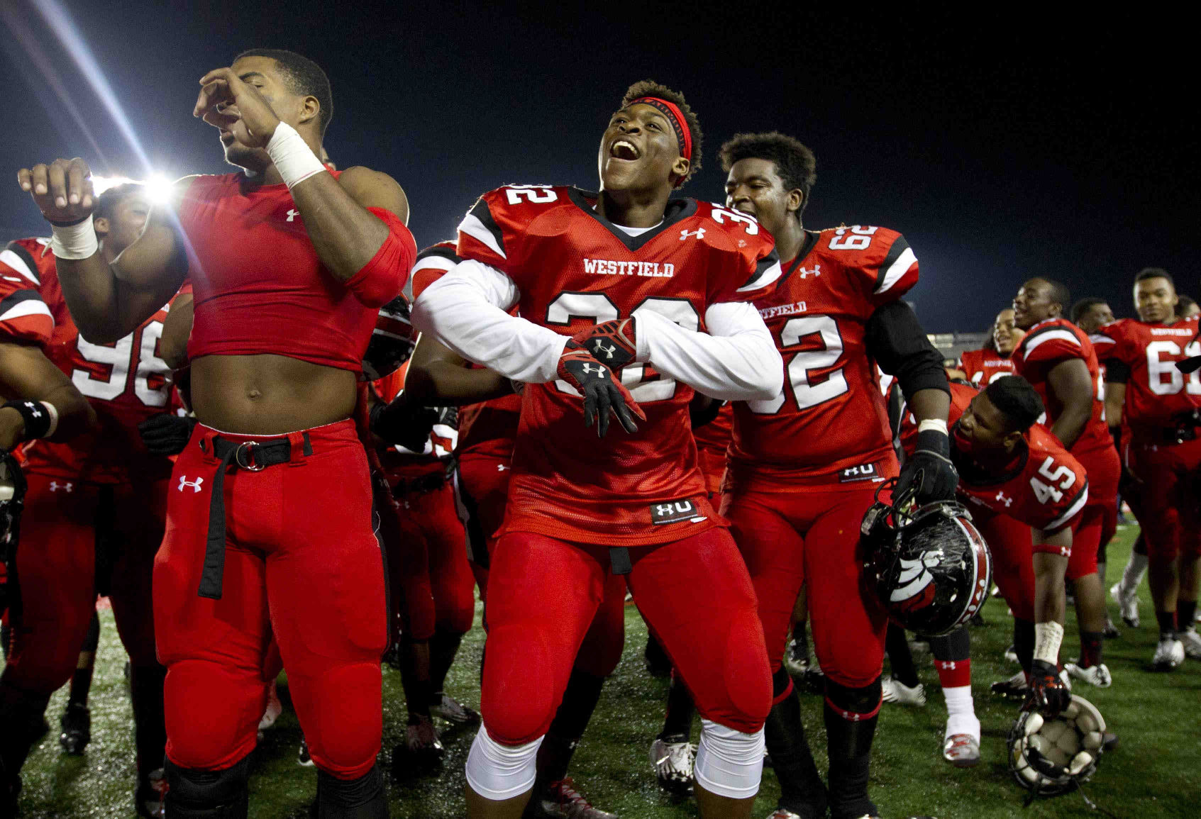 FOOTBALL: Westfield hangs on against Spring, advances to state semifinals