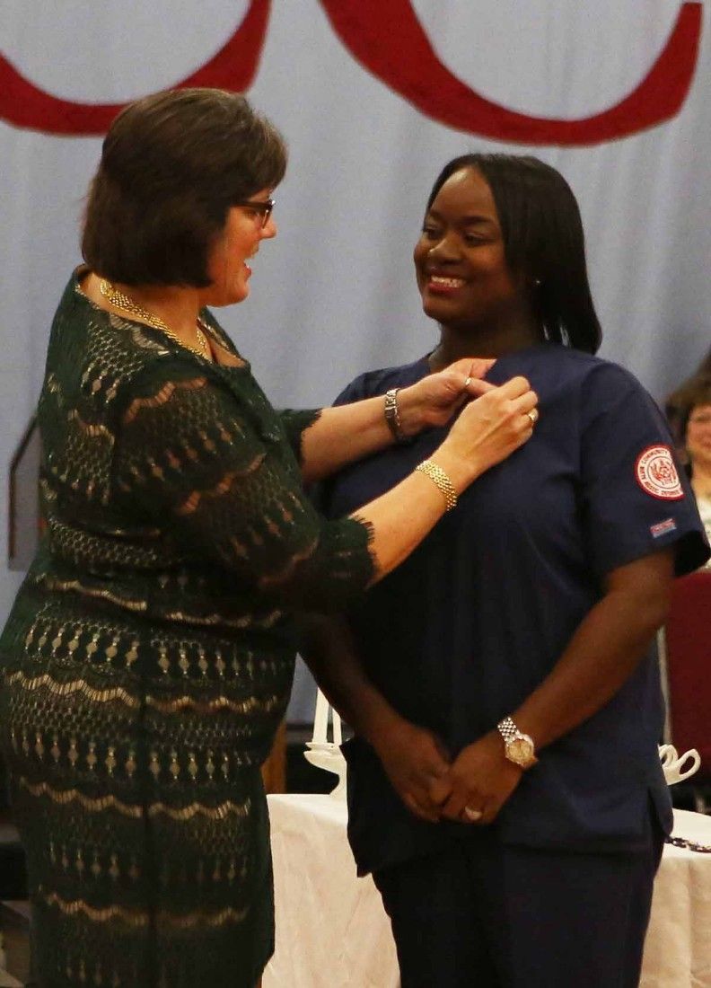 Nursing students receive pins during ceremony