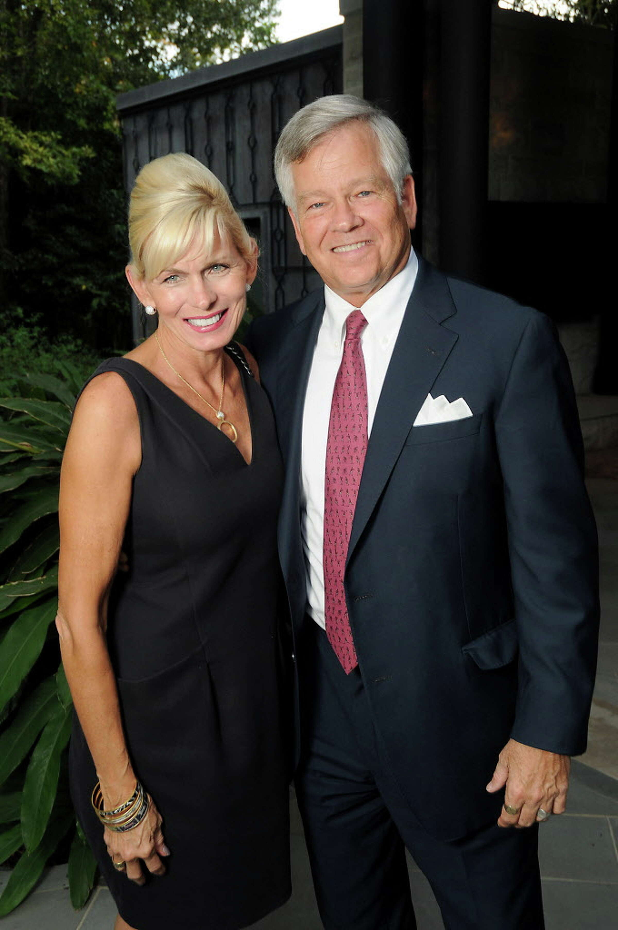 "Blues on the Bayou" returned to Colleen Holthouse's palatial Hunter's ...