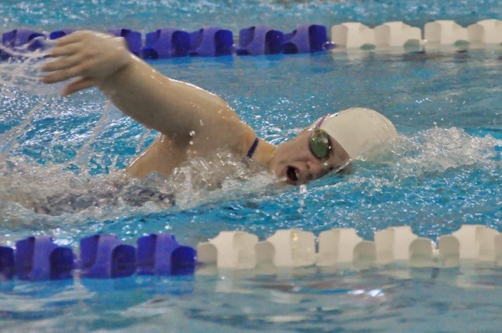 Swimming: Mustangs set school records