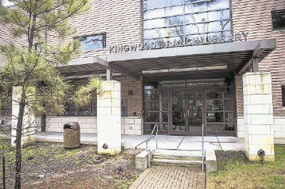 Kingwood Branch Library launches textile program, teaches kids to sew