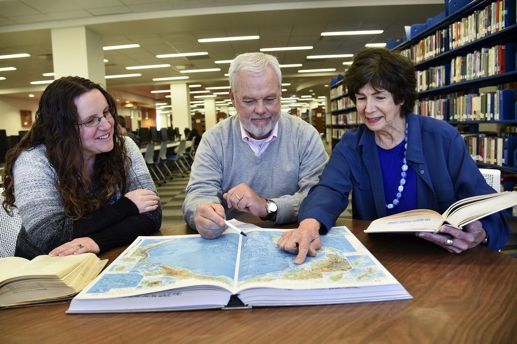 Student history clubs rewarded for history of excellence