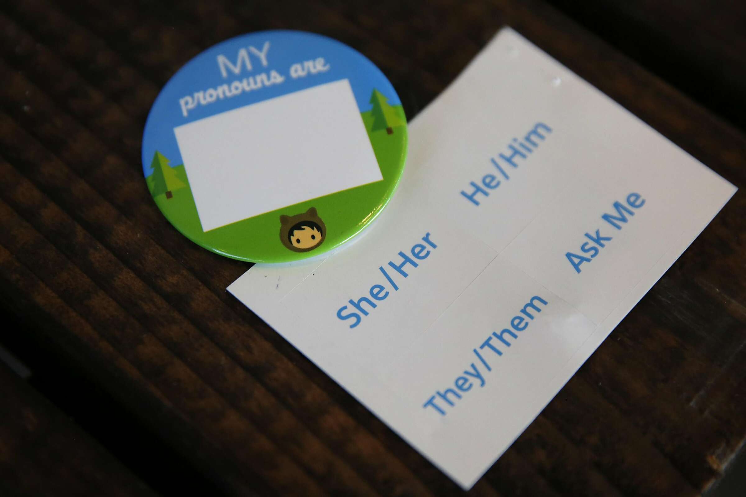 Gender-aware Dreamforce badges let you pick your pronoun