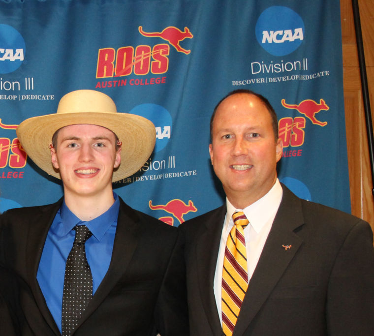 BASKETBALL: Former Highlander honored by Austin College Athletics