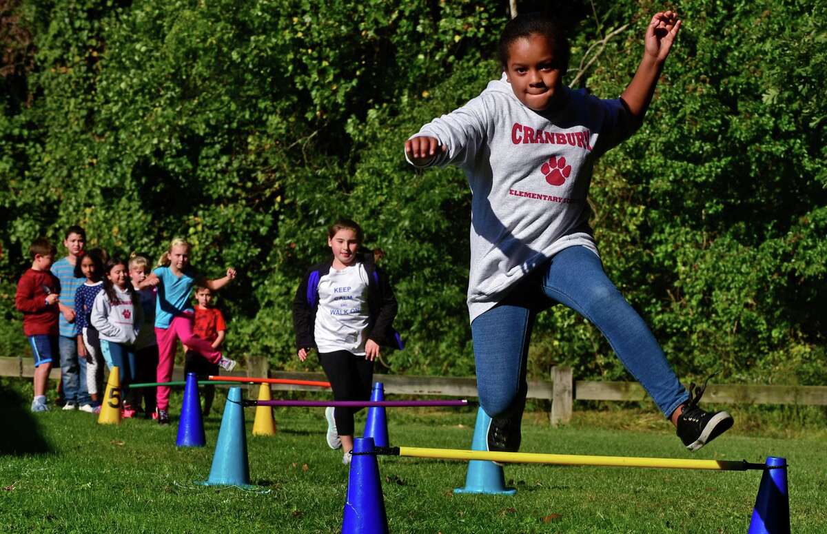 Walkathon fundraiser benefits Cranbury Elementary School