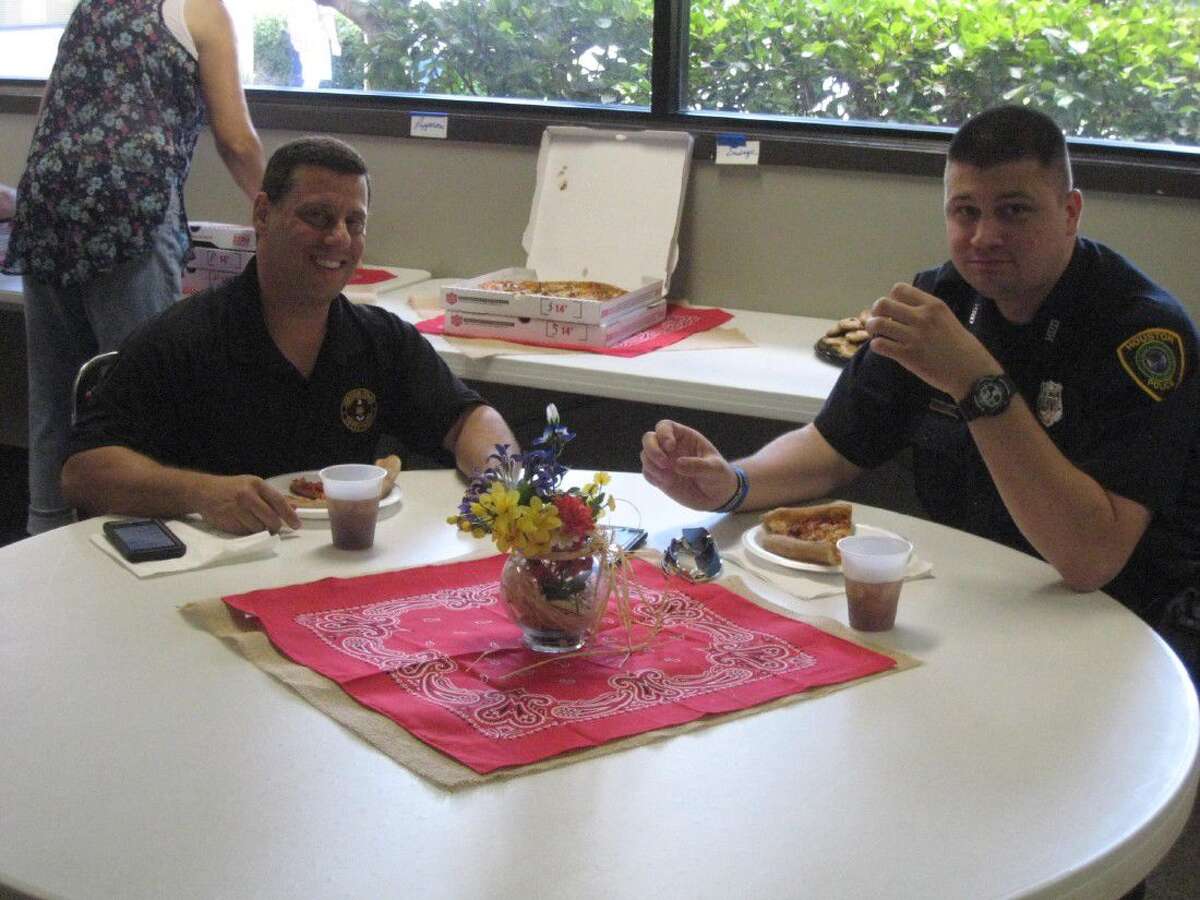 ‘Thank You:’ Law enforcement officers treated to appreciation lunch at ...