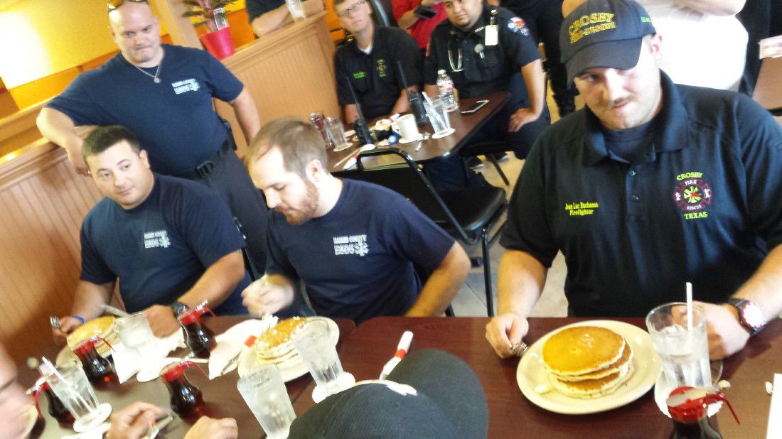Crosby’s newest restaurant celebrates grand opening with pancake eating ...