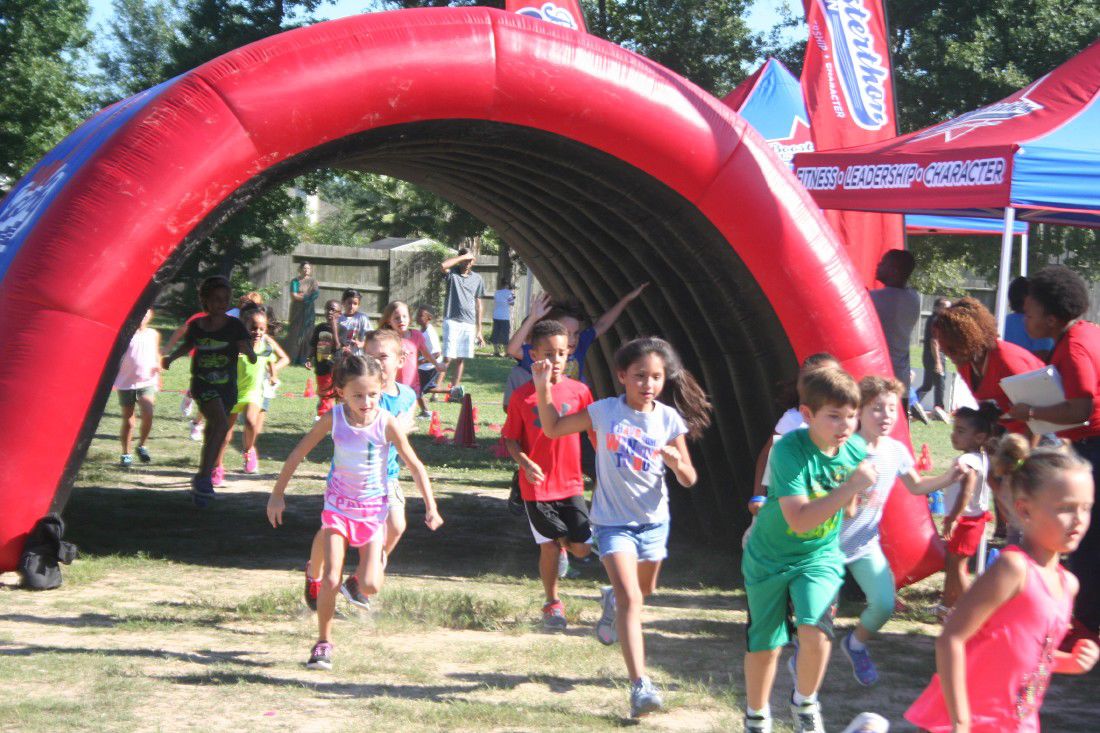 Fall Creek Elementary participates in Boosterthon Fun Run