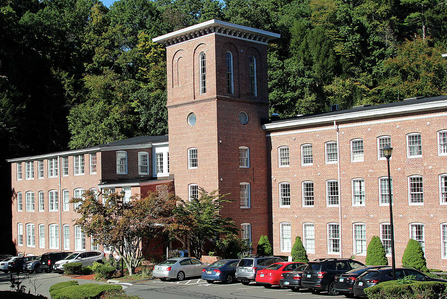 Sandy Hook office building facilitates high-tech growth - NewsTimes