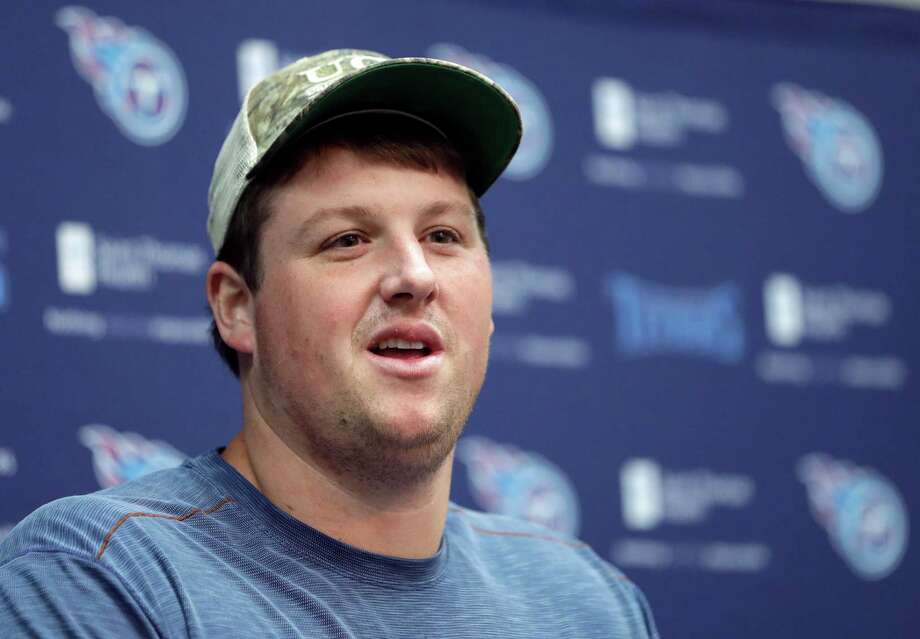 Titans' Ben Jones fined for taunting Texans - Houston Chronicle