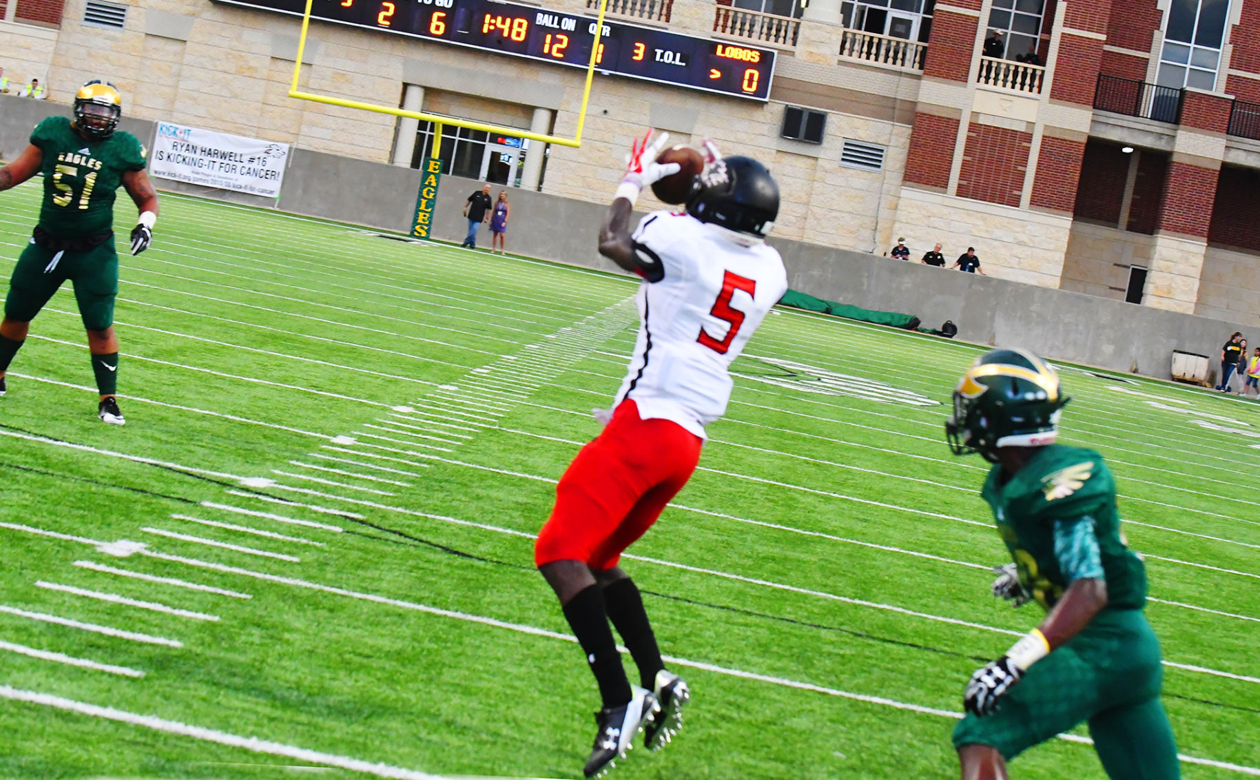 FOOTBALL: Langham Creek leaders credit Lobos' success to chemistry