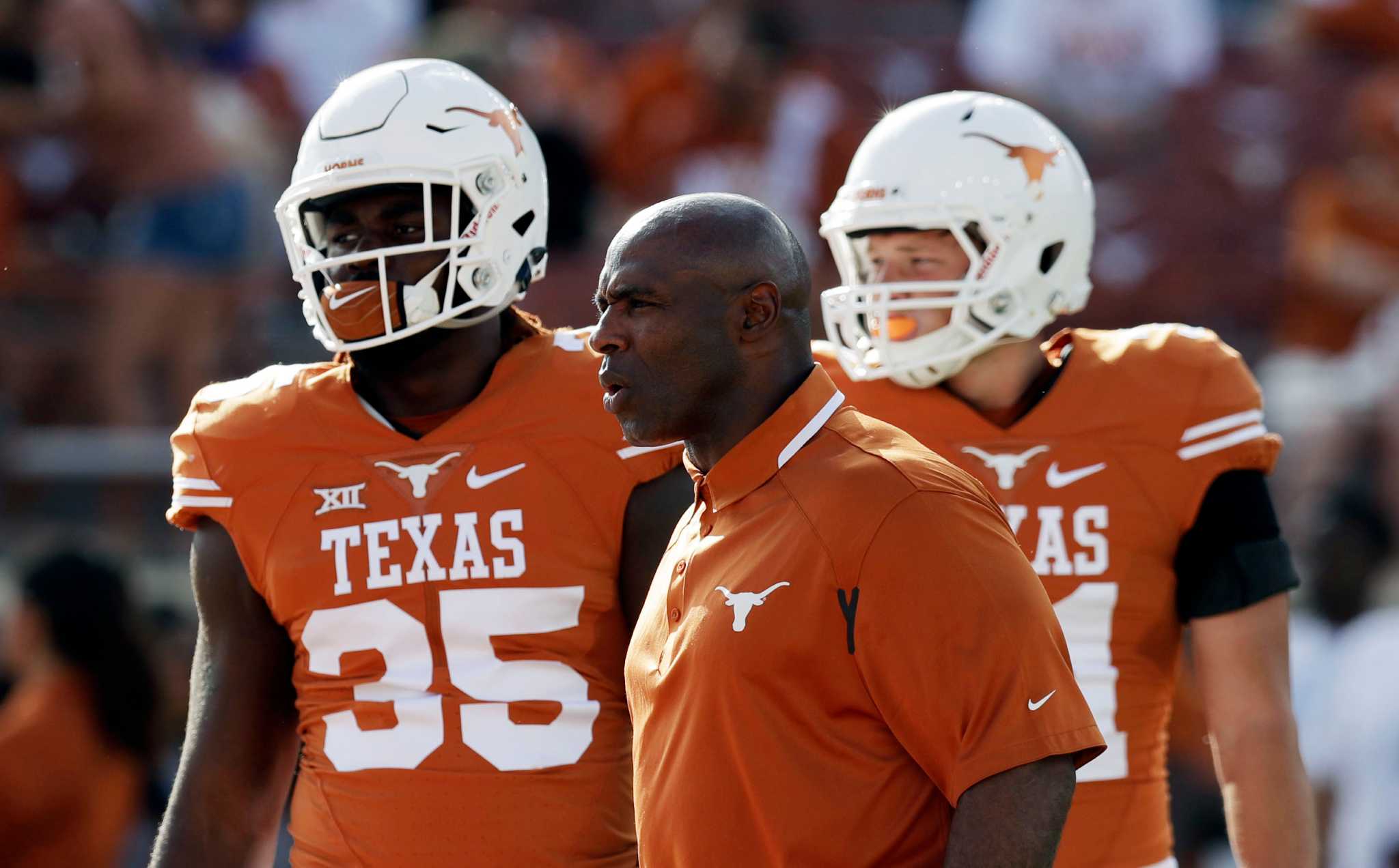 UT AD Mike Perrin says he's still in Charlie Strong's corner