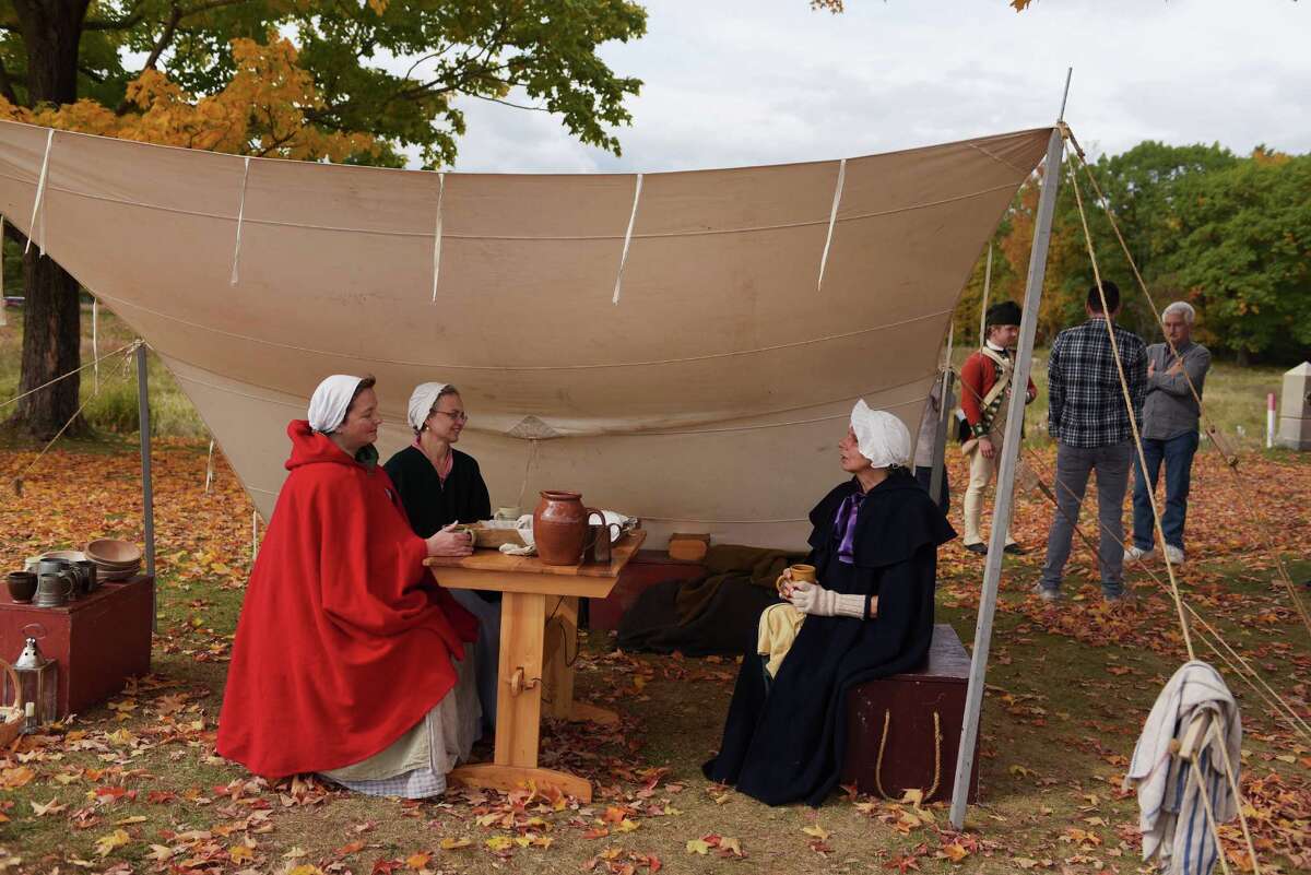 Photos: Revolutionary re-enactment