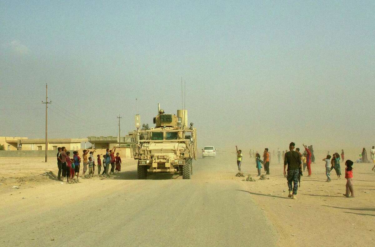 U.S. forces in Iraq increase footprint before Mosul action operation