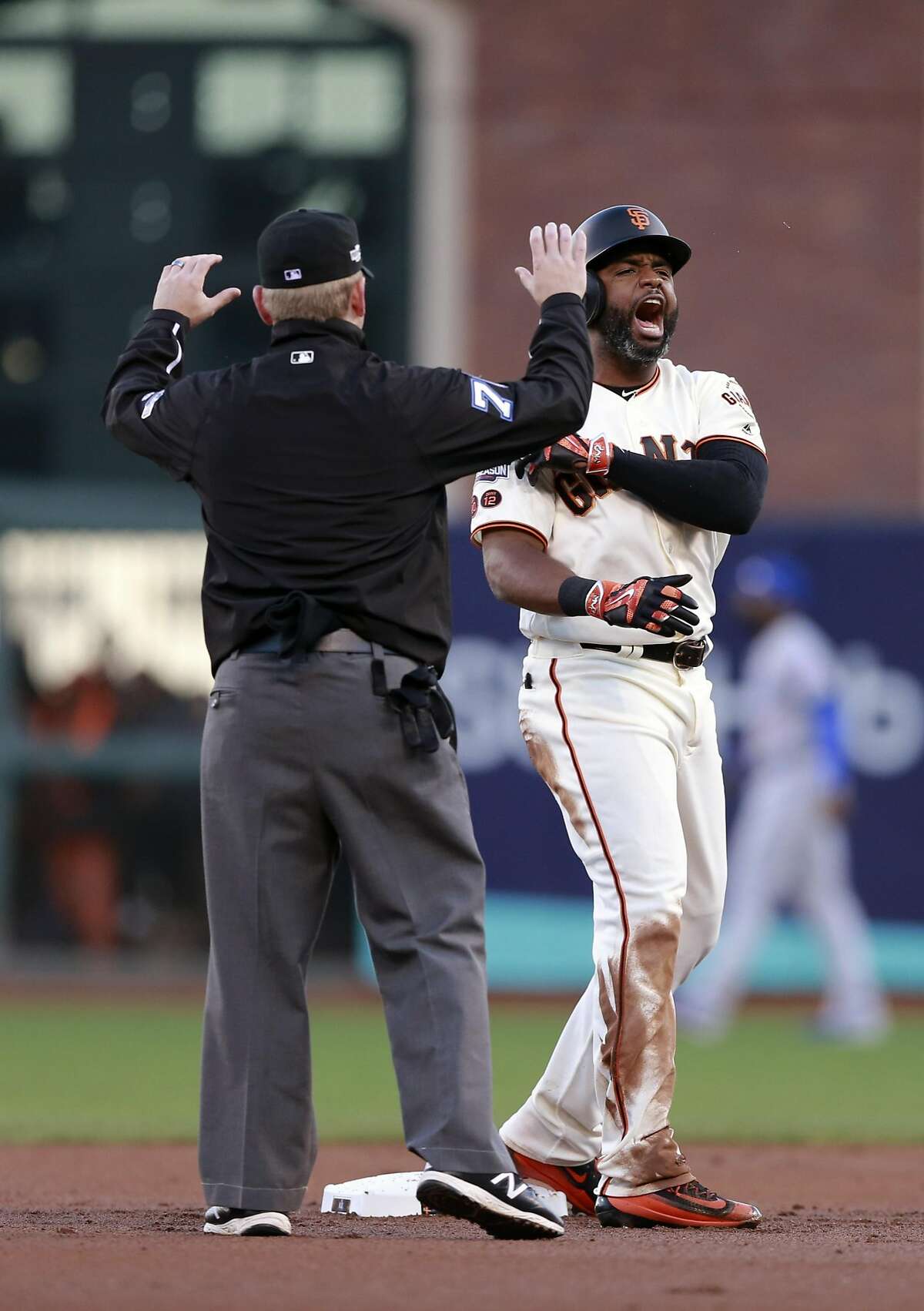 Giants season ends with huge ninth-inning bullpen collapse
