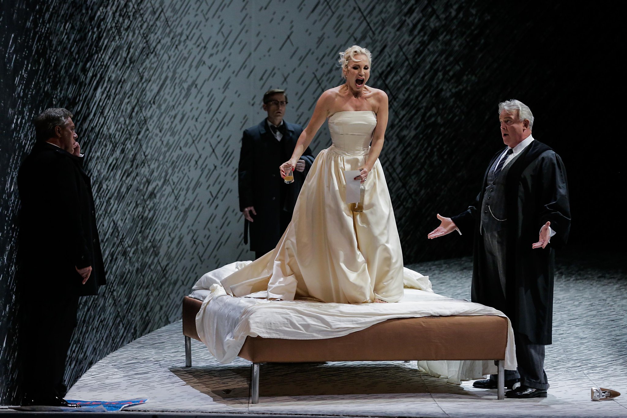 A fiercely seductive soprano in SF Opera’s ‘Makropulos’