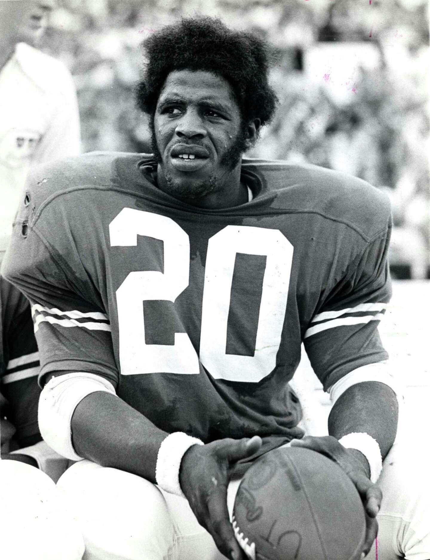 Run, hit, repeat. Earl Campbell's path to football greatness