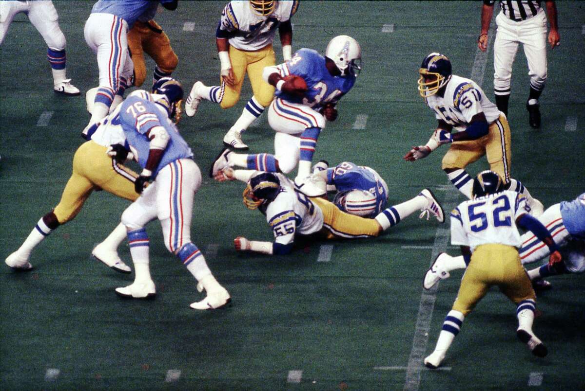 Run, hit, repeat. Earl Campbell's path to football greatness