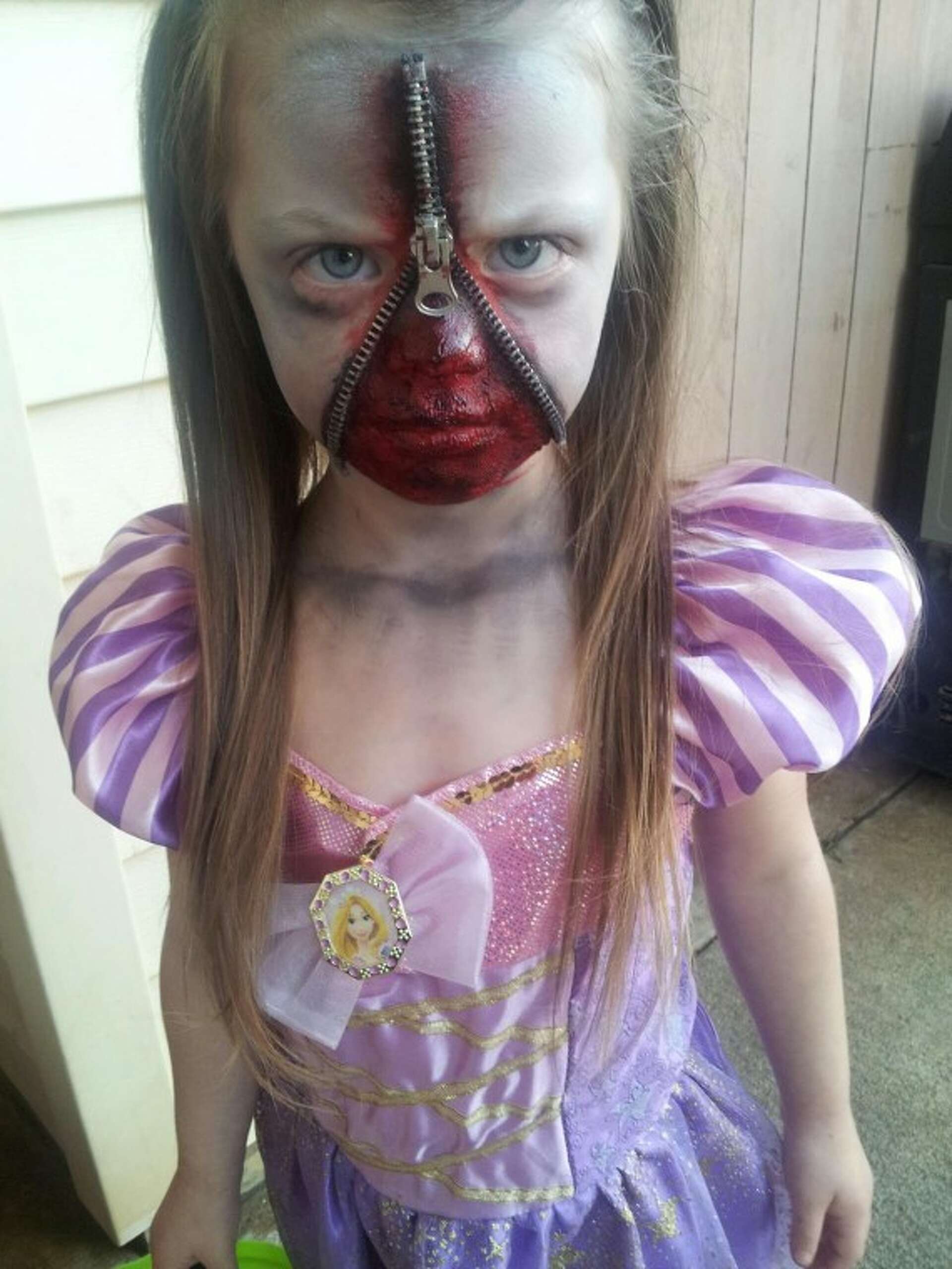 Halloween fails 33 costumes gone wrong