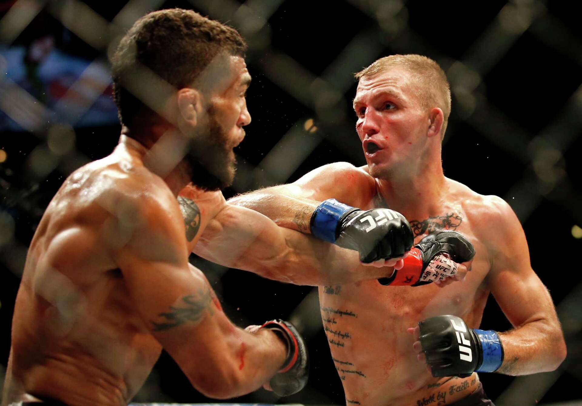 Main event set for UFC card at Times Union Center
