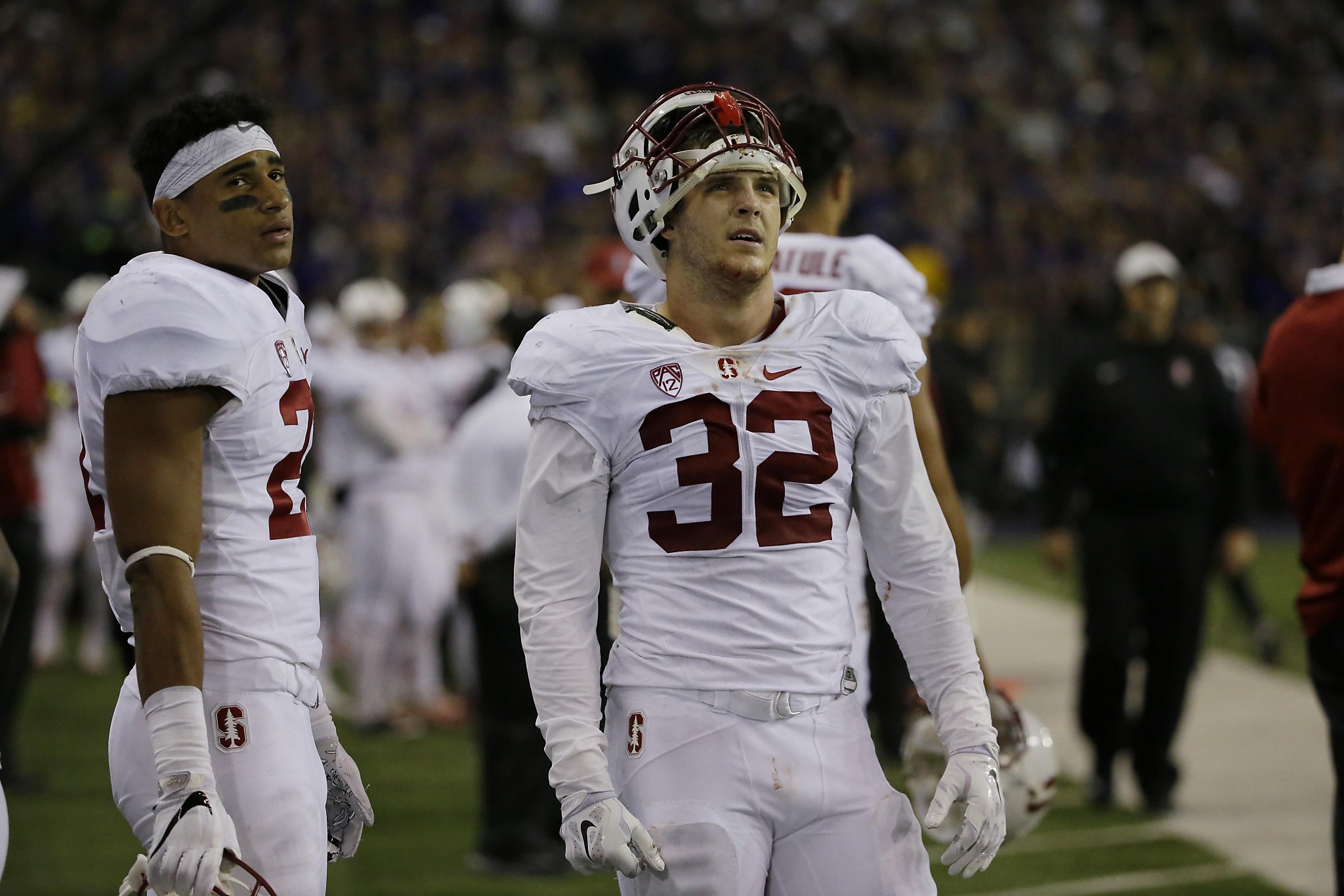 Stanford-Notre Dame a duel of disappointing teams