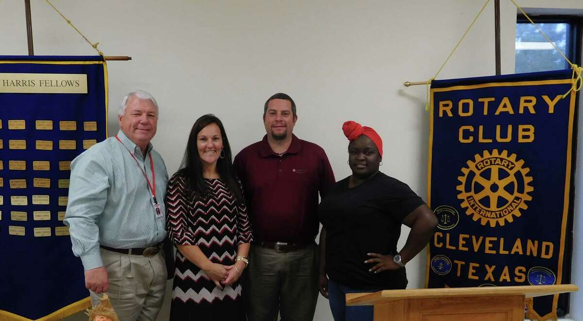 Gentiva Hospice staff gives overview to Rotary Club