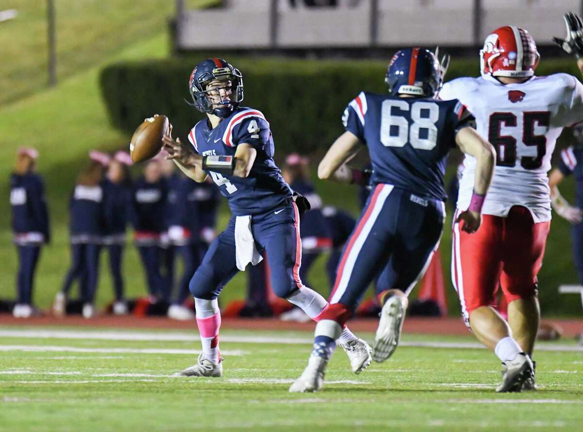 New Fairfield edges Masuk 13-10