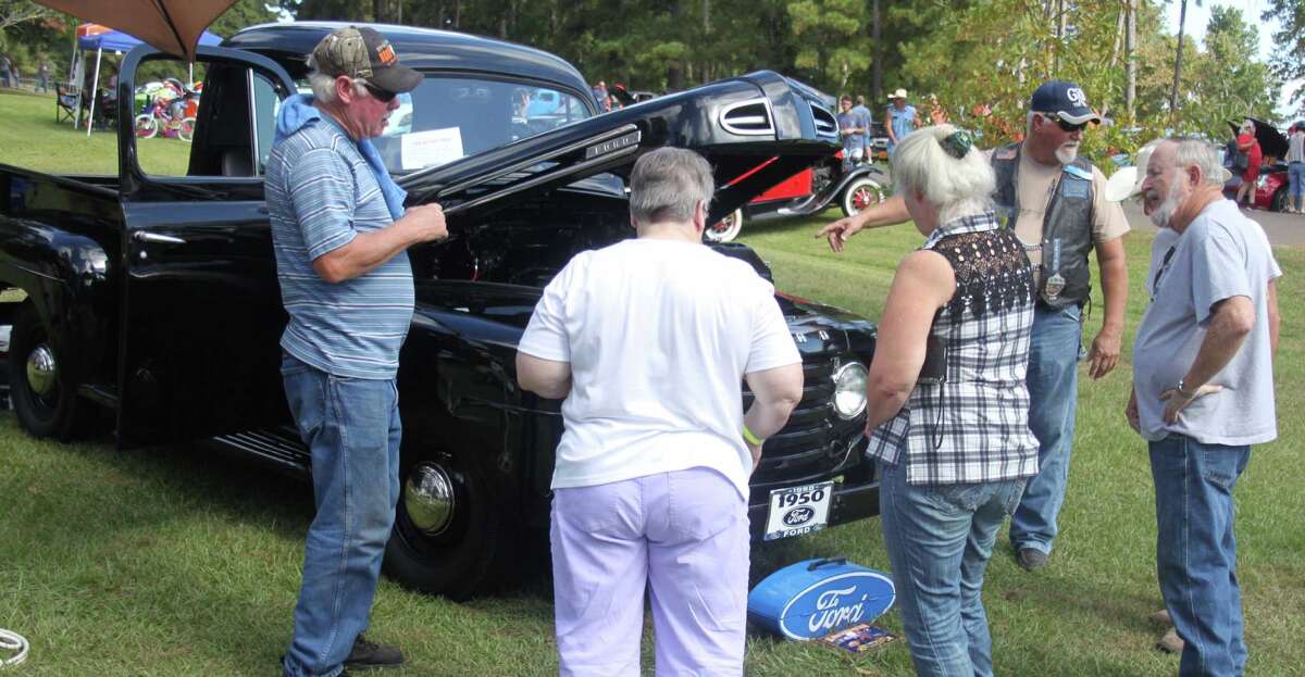 Wolf Creek Car Show welcomes hundreds