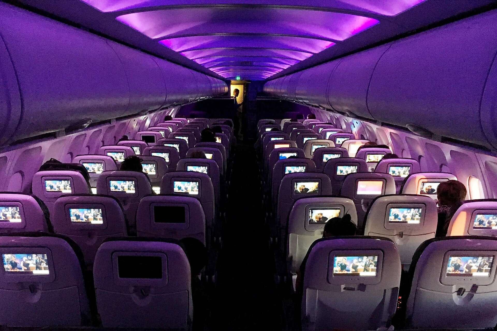 10 things your flight attendant wants you to know