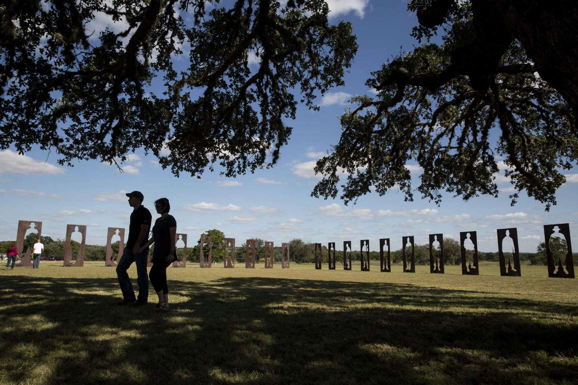 A memorial to veterans dead from suicide rises in Bandera