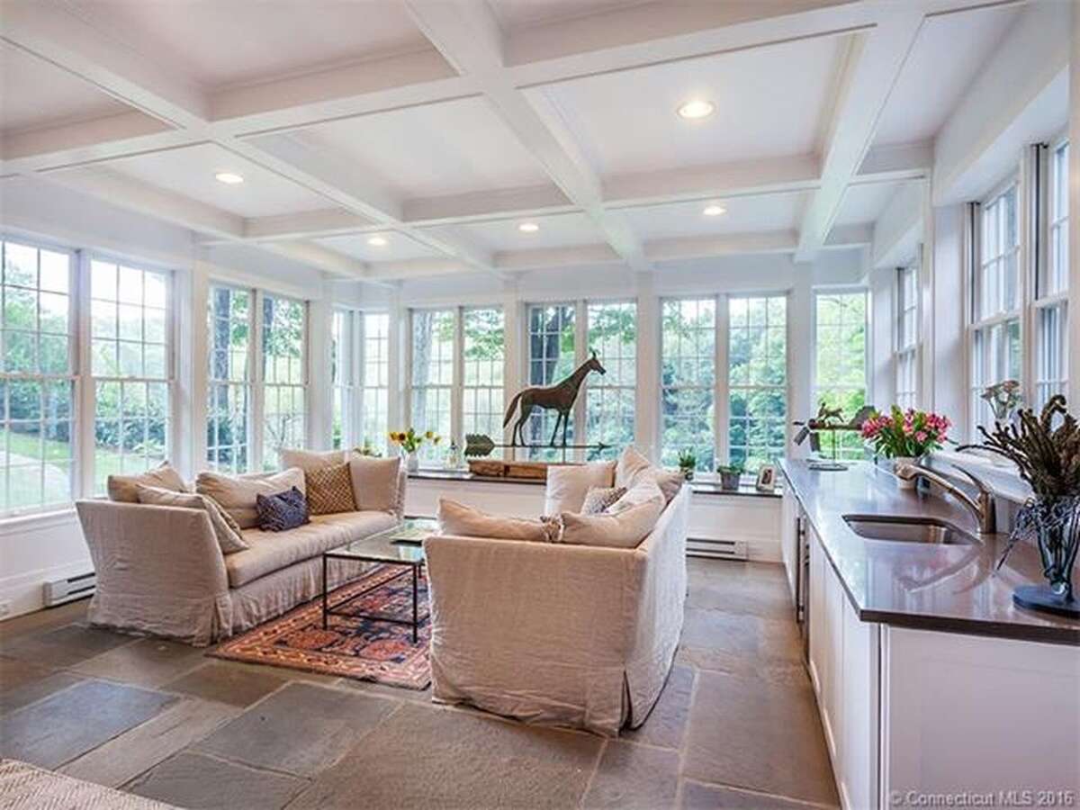 On the market: Actor's picturesque Connecticut colonial estate