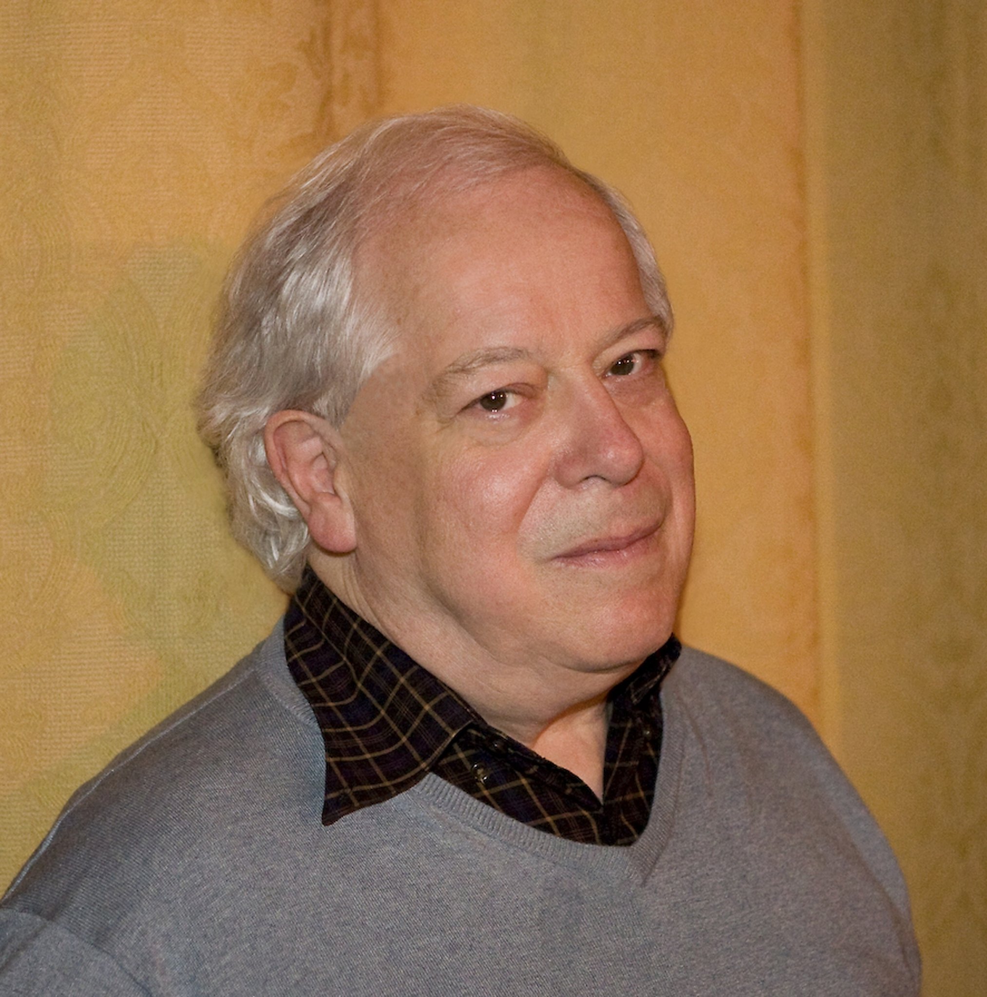 ‘Television: A Biography,’ by David Thomson