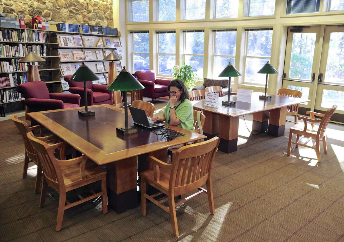Mark Twain Library asks Redding to maintain funding