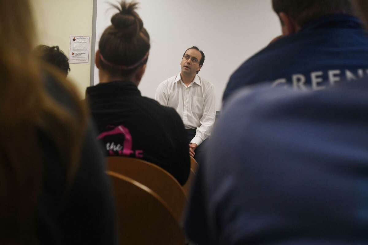 Filmmaker brings personal perspective on 9/11 to Greenwich High