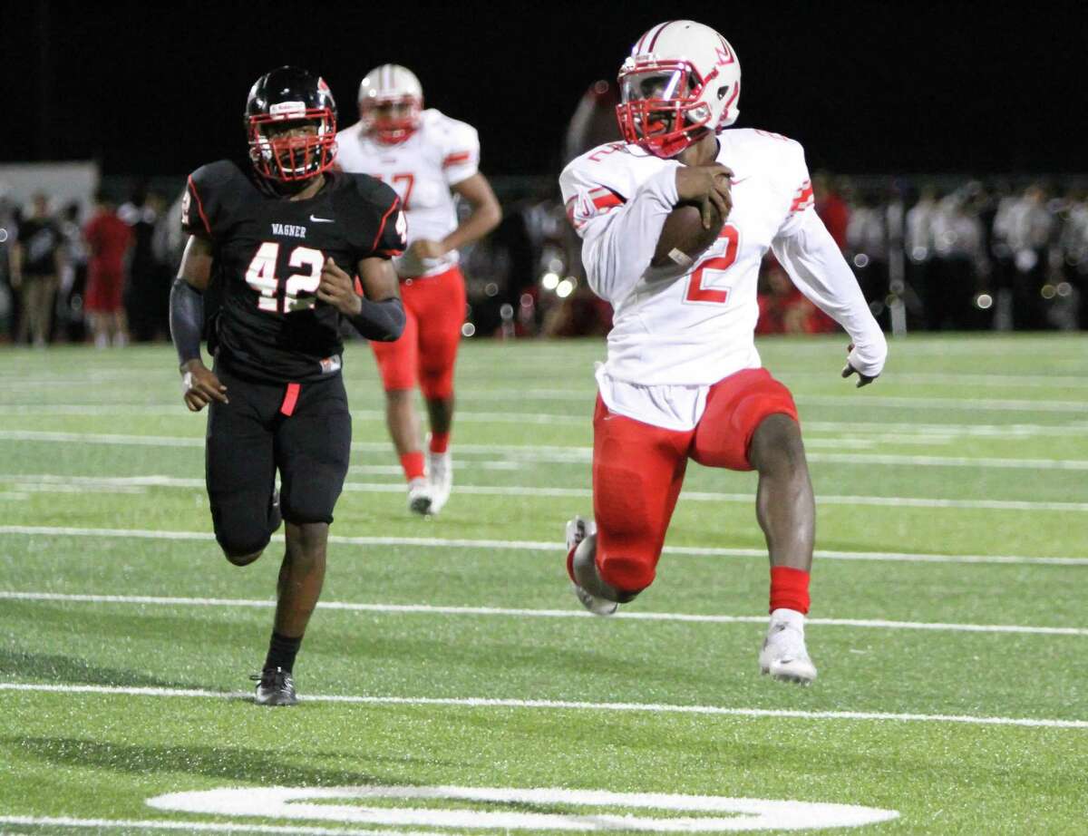 Five TD passes propel Judson to Hammer Bowl win